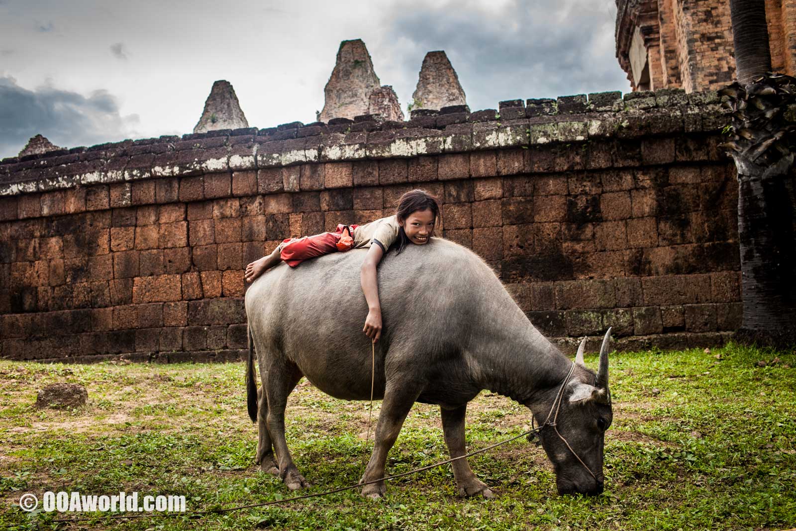 Angkor Wat Photos People Monks Nature Cambodia - OOAworld